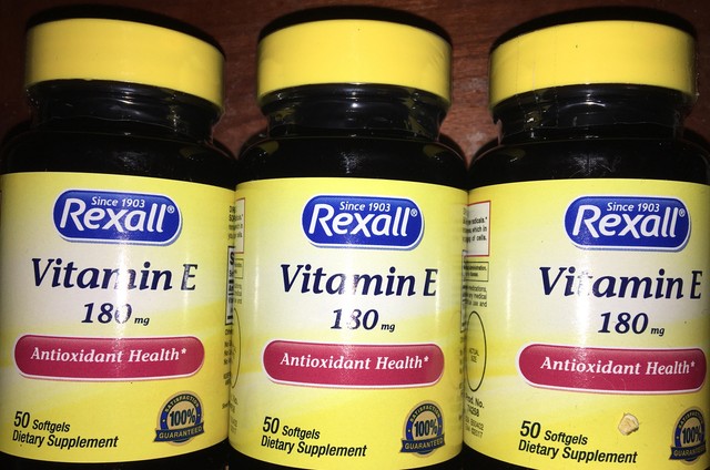 Rexall Vitamin E Antioxidant Health 180mg 90 Softgels for sale online ...