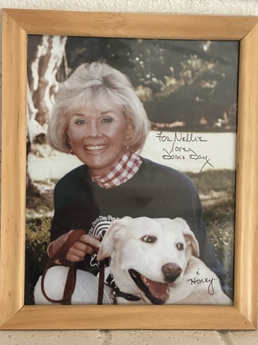 Dorris Day Autograph/Hand-Signed For Nellie 8x10 Celebrity Hollywood ...