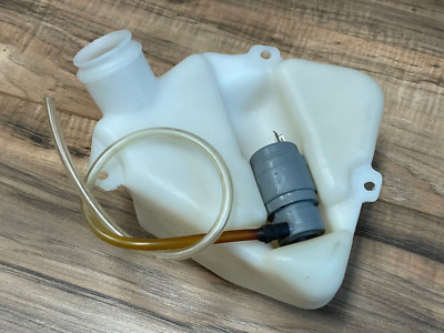 VW Scirocco Rear Washer Tank Reservoir with pump 82-88 533955453 ...