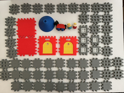 Little Tikes Wee Waffle Blocks Castle 71 pc Lot King Queen Horse ...