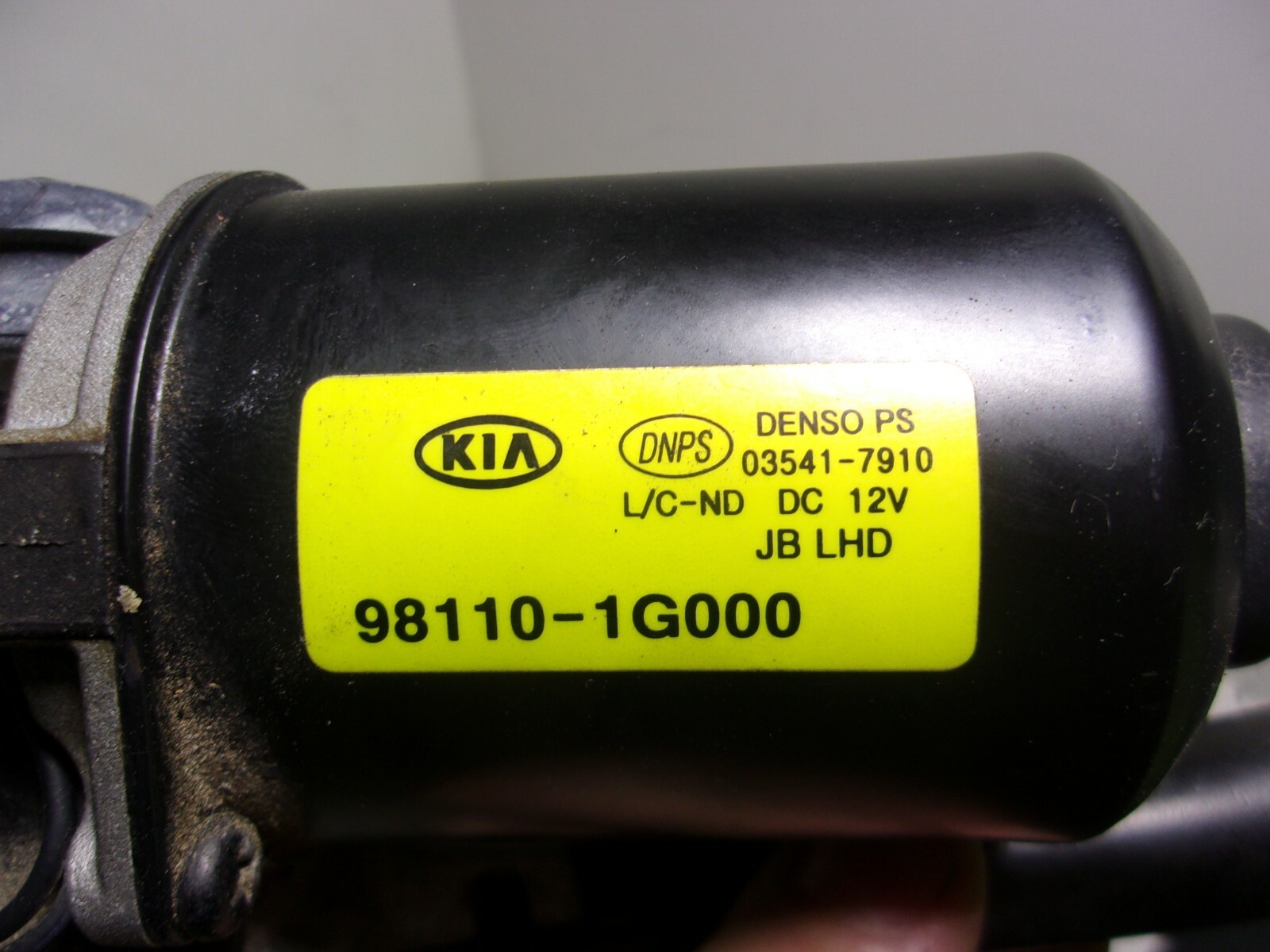 06-11 KIA RIO WINDSHIELD WIPER MOTOR LINKAGE 98110-1g000 OEM AM1 | eBay