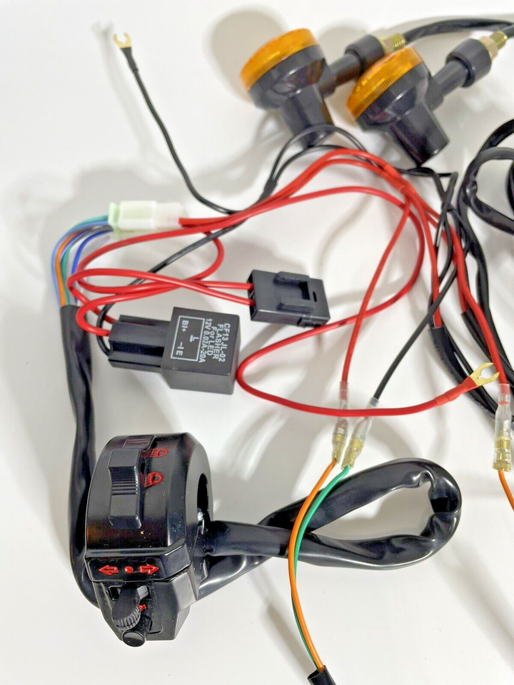 MOTORCYCLE INDICATOR WIRING HARNESS LOOM KIT RELAY 4 X INDICATORS ...