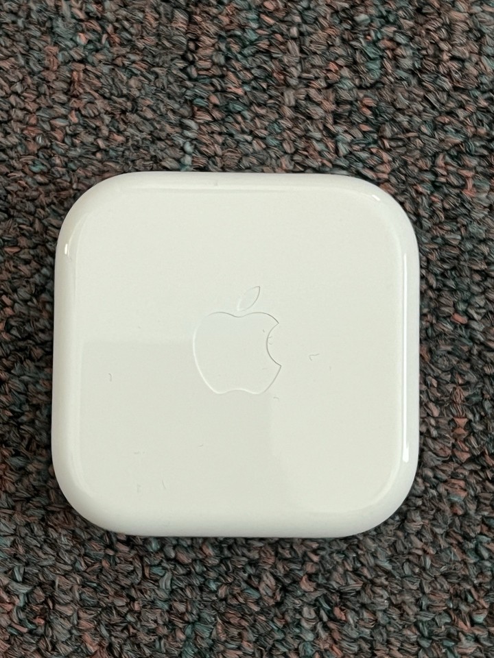 One EMPTY White Genuine Authentic OEM Apple iPhone Earbuds Wired ...