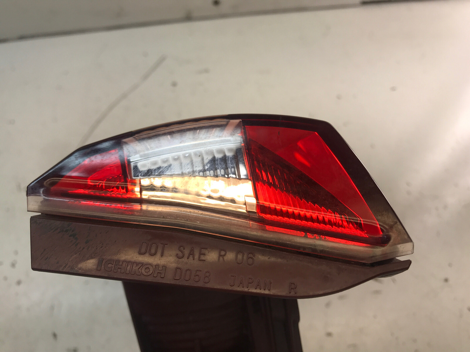 2009-2018 INFINITI FX35 FX37 FX50 QX70 OEM RIGHT PASSENGER TRUNK TAIL ...