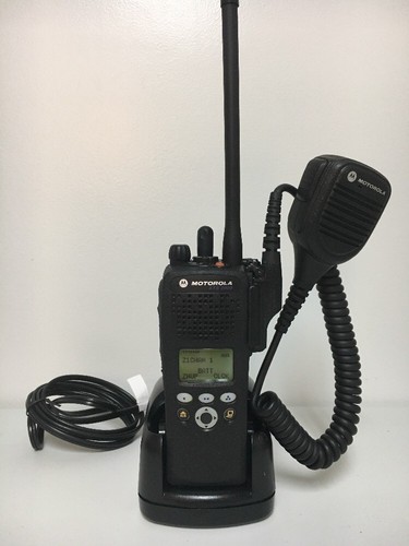 MOTOROLA XTS2000 Model 2 VHF 136-174mhz P25 9600 Digital Radio ...