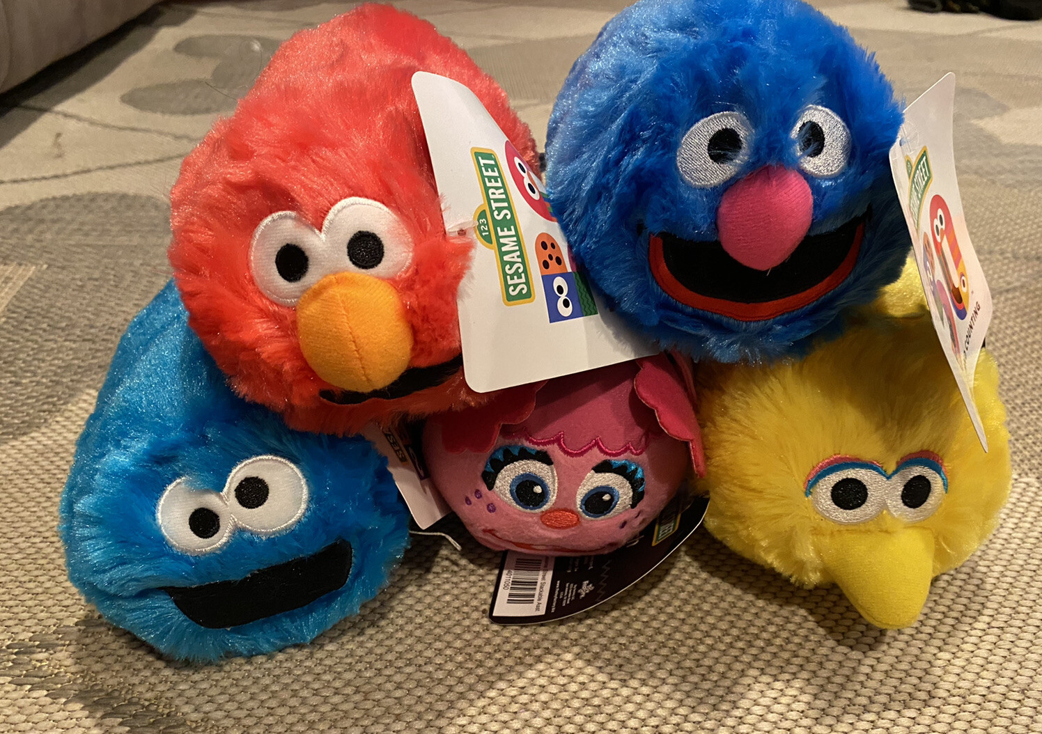 Sesame Street Stackable Plush Elmo, Big Bird, Zoe, Grover, Cookie ...