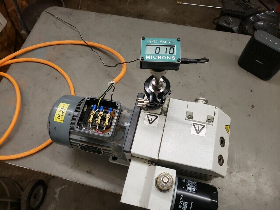 Leybold Trivac 240V D4B Tested To 10 Microns W/ AF8 Filter, OF4-25 | eBay