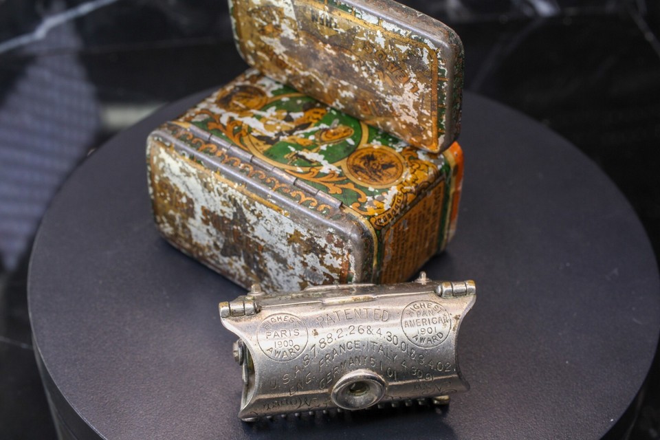 Early Kampfe Bros. Star Safety Razor Set Wedge Blade Lather Catcher New ...