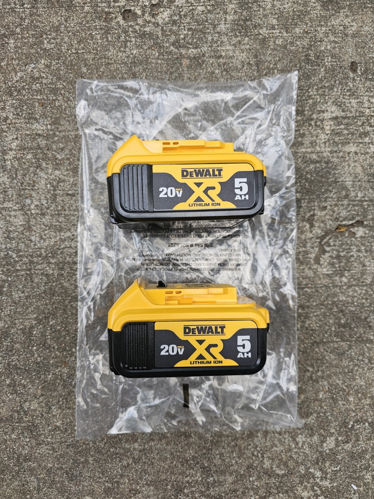 Dewalt DCB205 20 V Compact Power Tool Battery - Pack of 2 for sale ...
