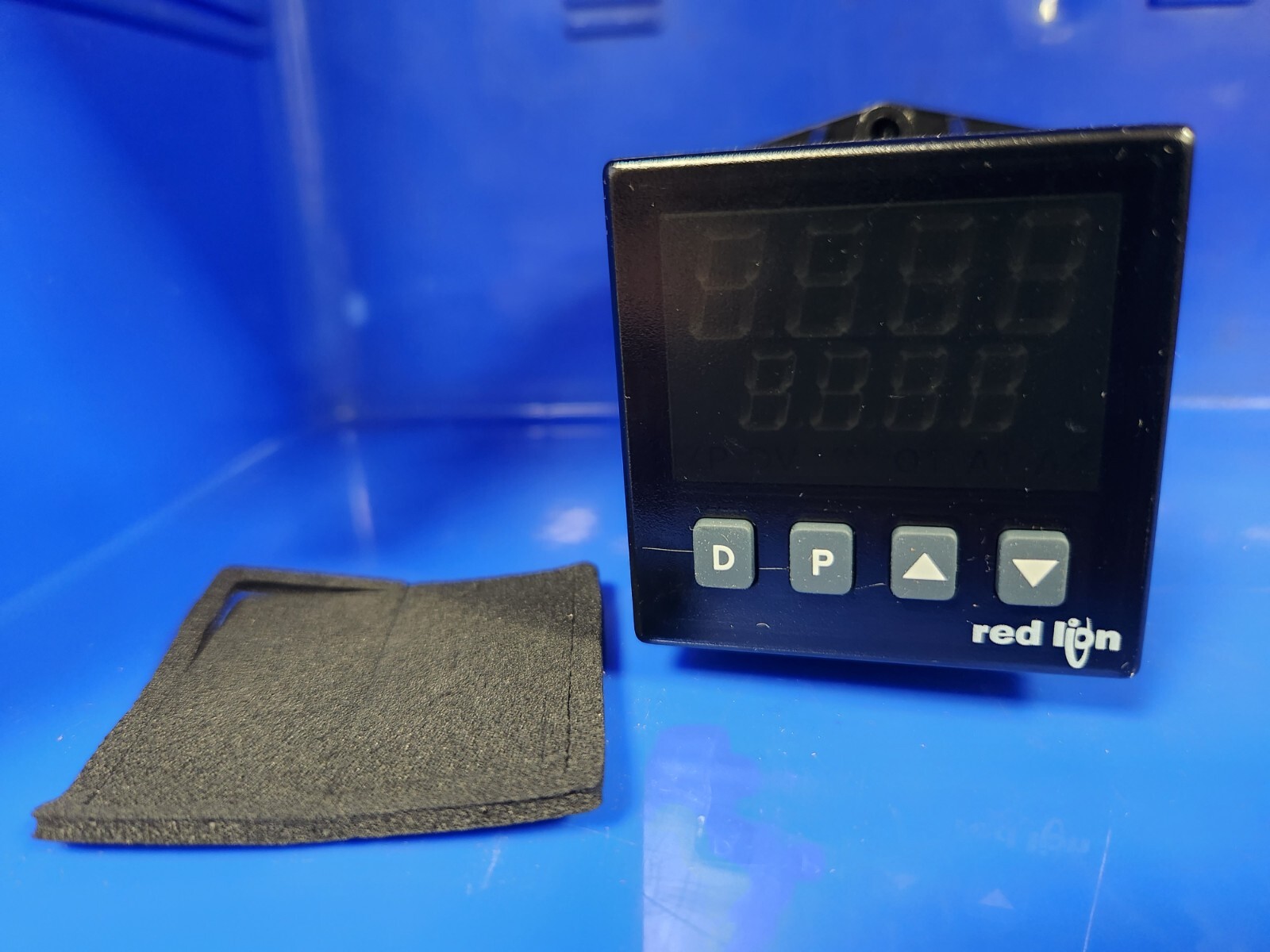 Red Lion Controls T4810101 Temperature Controller for sale online | eBay