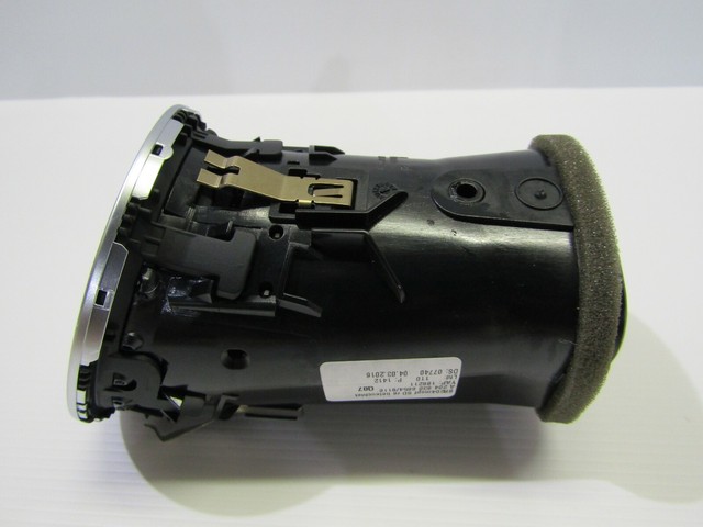 2012 MERCEDES W204 Facelift Dashboard Right Air Vent A2048306654 for ...