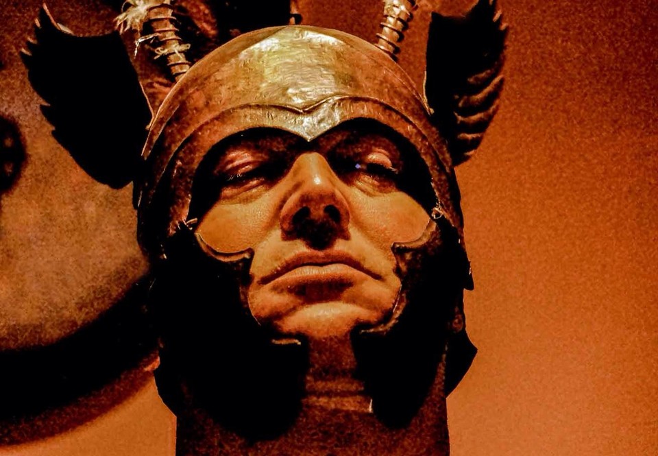 Bronze age/iron age/samnite helmet/roman /celtic/sword | eBay