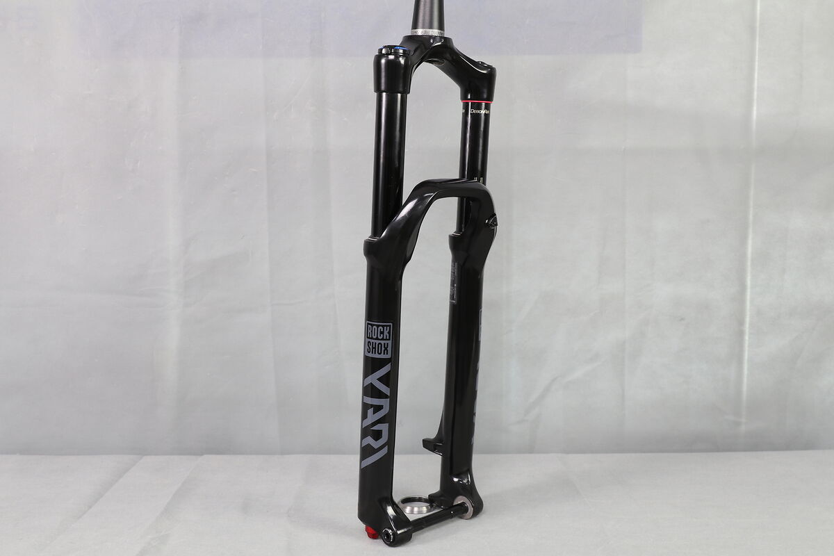 Sram Rockshox Yari RC B3 29 Fork 140/160mm Travel Black Sram Rockshox Yari RC B3 29 Fork 140/160mm Travel Black