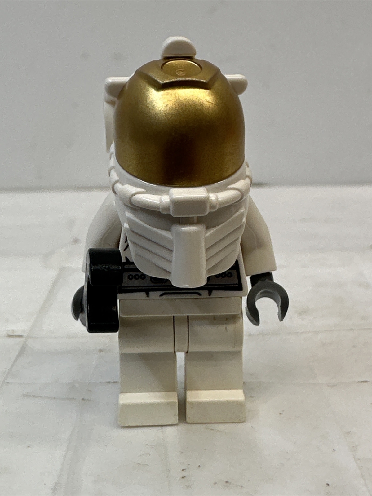 Lego Minifigure Cty0567 Female Astronaut 60080 Spaceport 60078 Utility ...