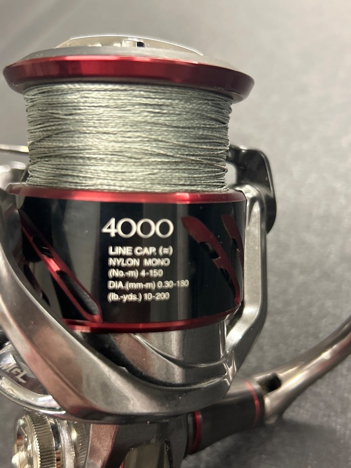 CLEAN shimano stradic ci4 4000 spinning reel with 20 pound power pro ...