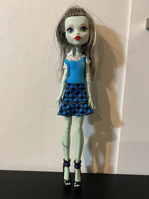 Monster High - First Day of School How Do You Boo - Frankie Stein Doll ...