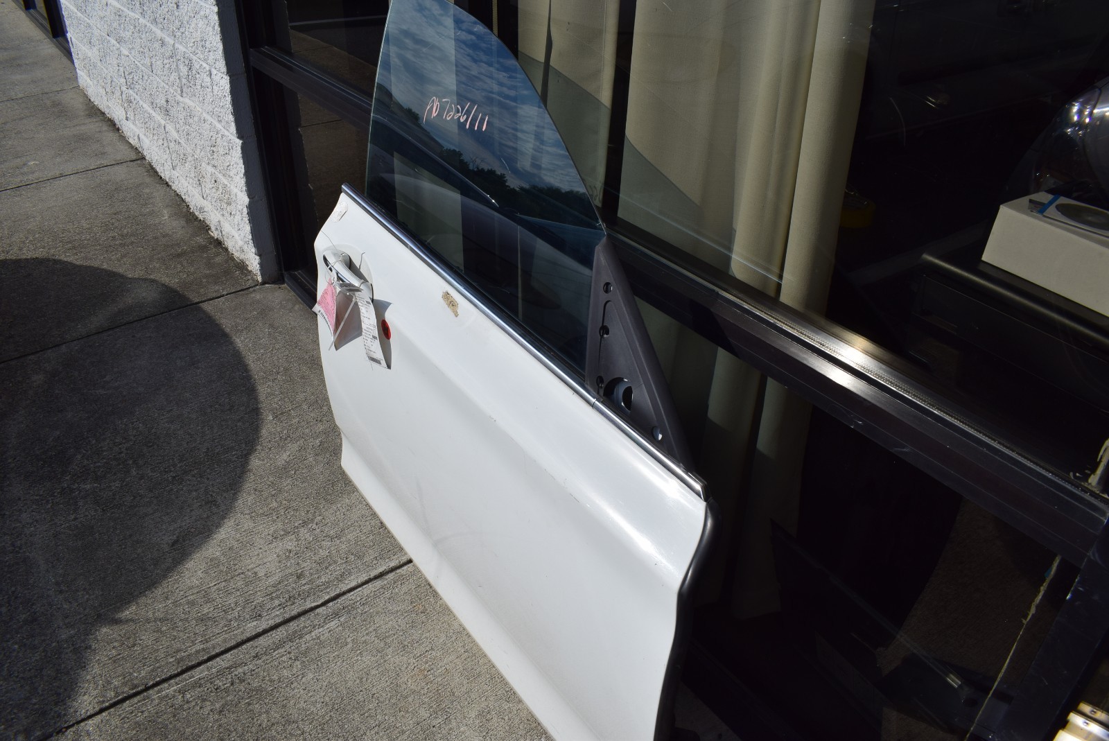 2011-2016 BMW F10 550 Right Front Door Shell White 41007206108 OEM ...