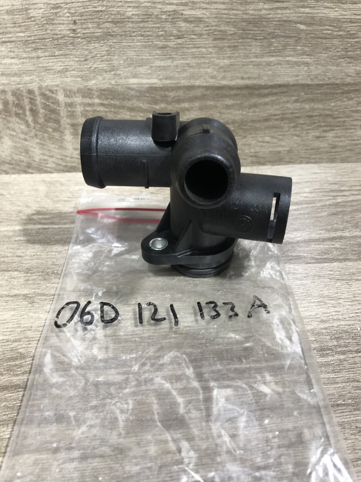 New Genuine OE VW Flange Hose Pipe Coolant Tube 06d121133a | eBay