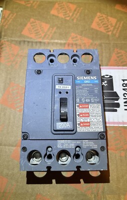 Siemens QR23B200 200A, 240V, 3-Pole Molded Case Circuit Breaker ...