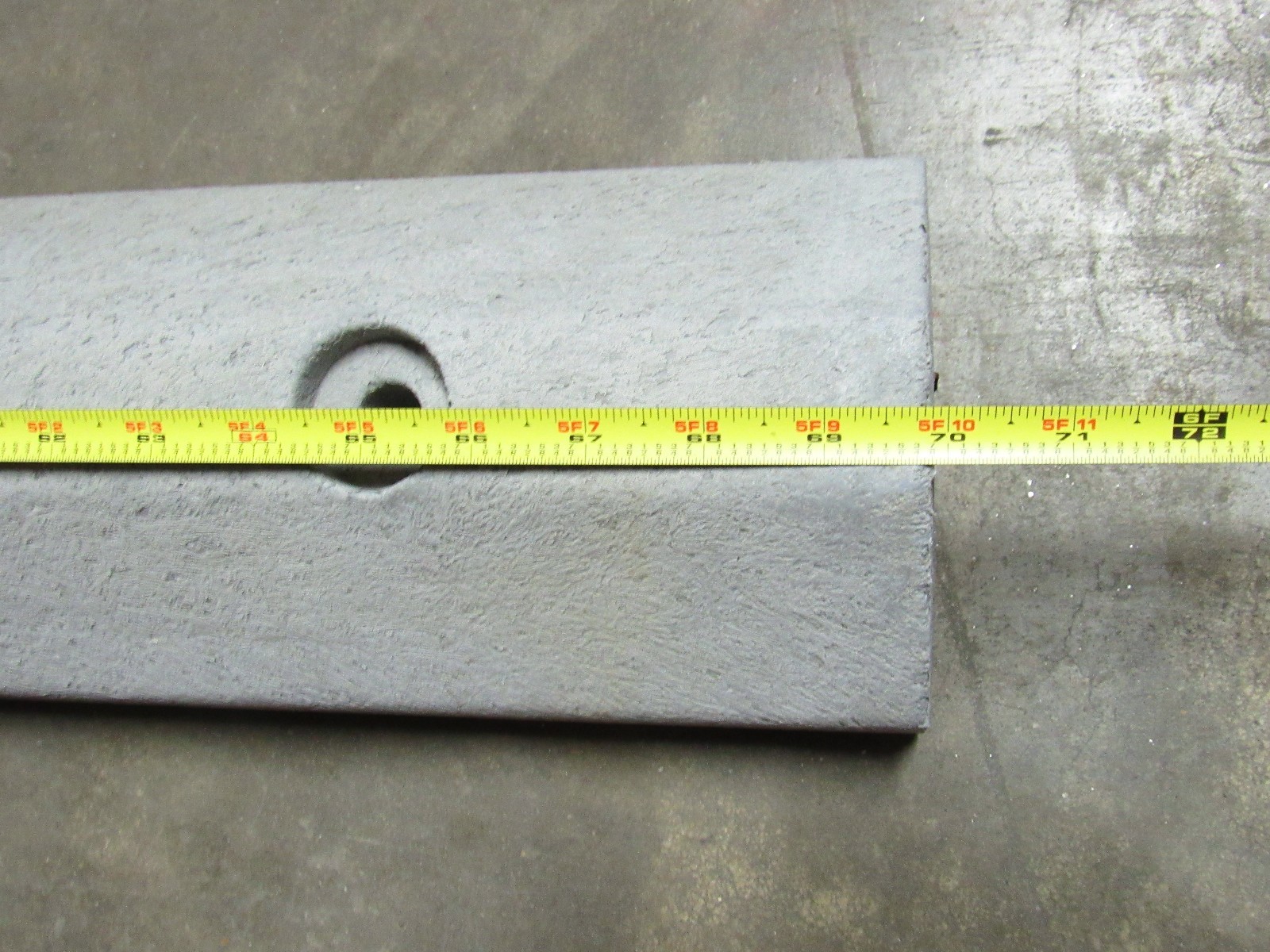 GREY PLASTIC COMPOSITE PARKING BLOCK CURB 70" X 5-3/4" X 3" ***NEW ...