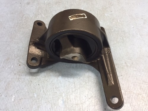 Front Right Motor Mount for 2002-2005 Jeep Liberty 3.7L Engine | eBay