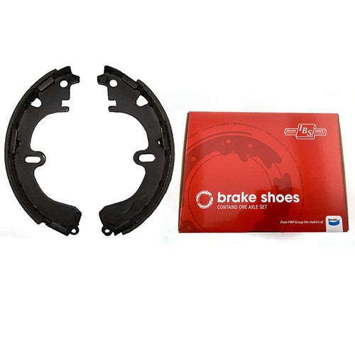 IBS Rear Brake Shoe Set For Mitsubishi Triton 3.5 ML, MN 2005-2014 ...