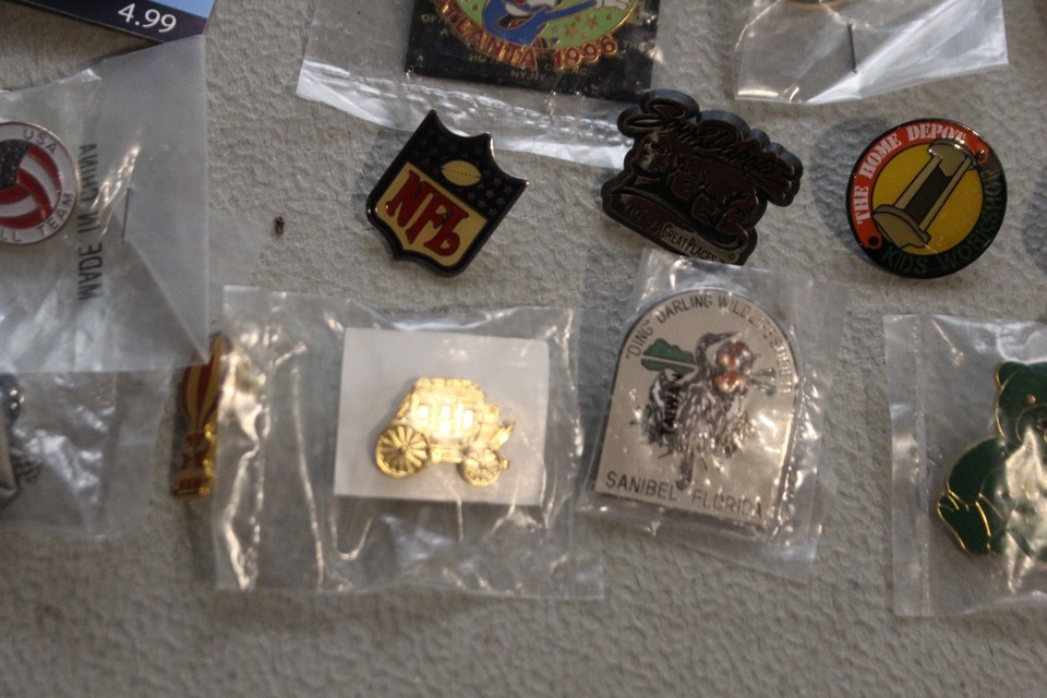 HUGE Mix Lot Of 35 Collector Pins Pinback Pins Lot | eBay
