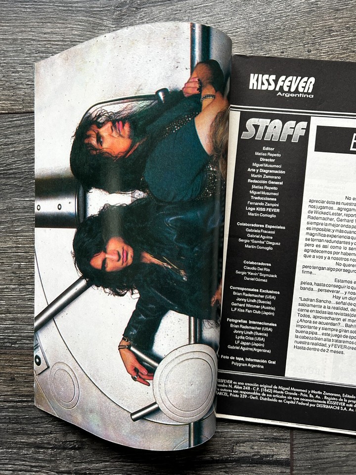 KISS Fanzine Magazine KISS FEVER #2 Centerfold Poster Oct 1992 ...