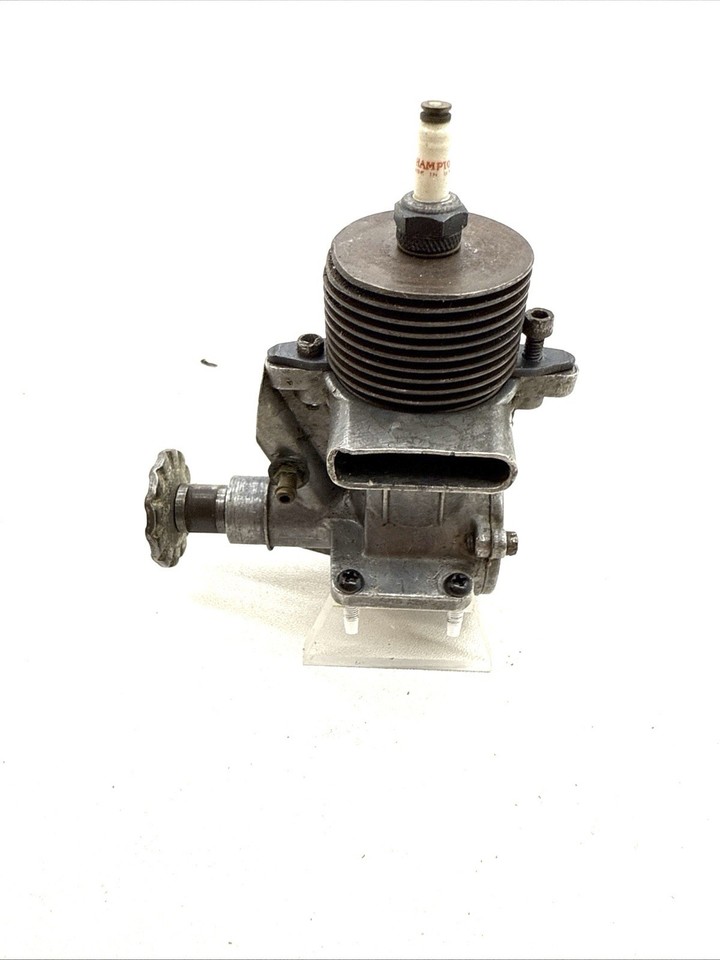 OK Chief Mohawk 29 Spark Ignition Model airplane Engine With Stand M2 ...