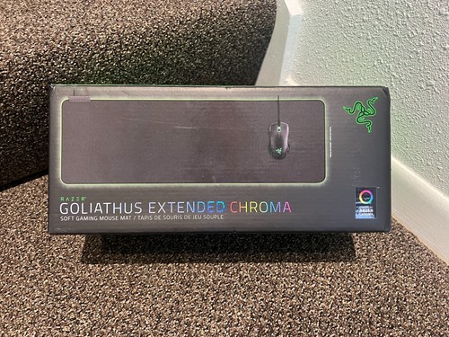 Razer Goliathus Extended Chroma RGB Gaming Mouse Mat - Balanced Control ...