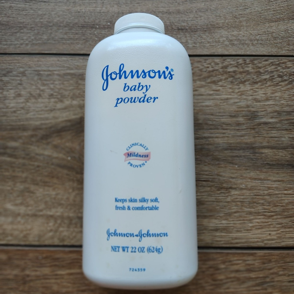 DISCONTINUED 2004 Original Johnson's Baby Powder Silky Soft Talc 22oz 3 ...
