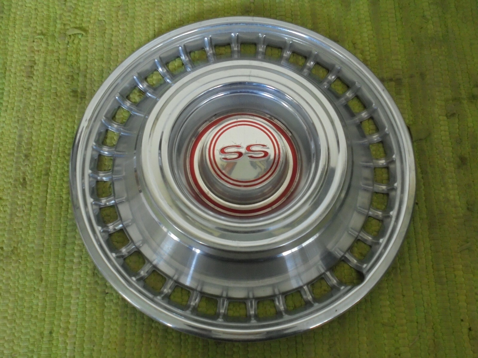 1968 Chevrolet SS Nova HUB CAPS 14" Set of 4 Wheel Covers Chevy II 68 ...