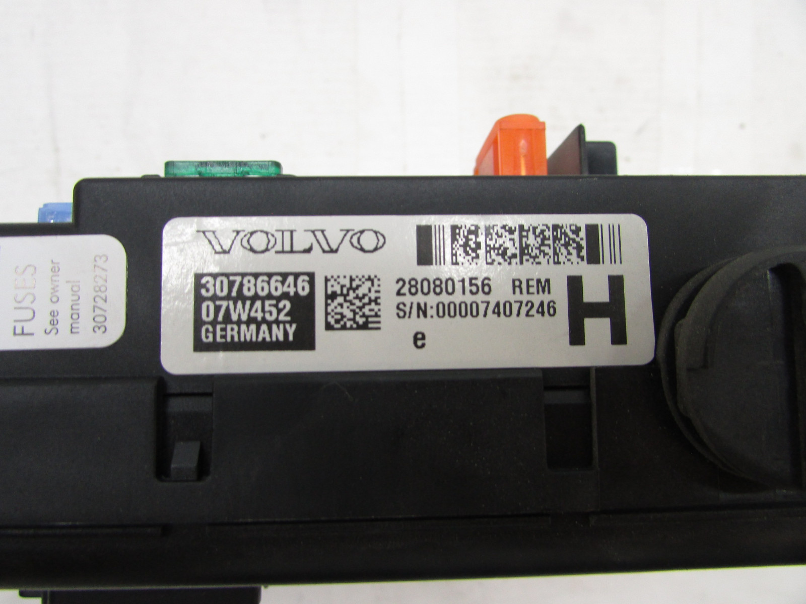 2008 VOLVO S60 FUSE RELAY BOX 30786646 OEM 05 06 07 08 09 | eBay