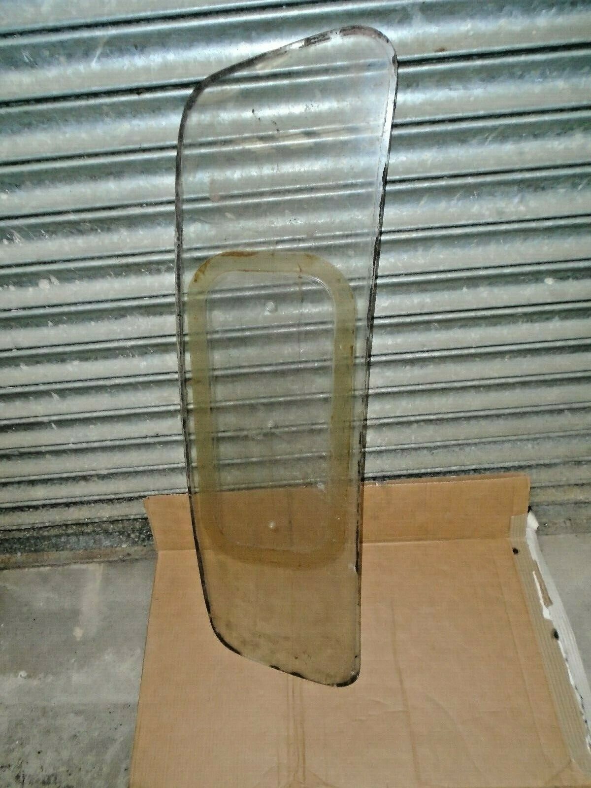 Ford Anglia 105e Rear Window from 1967 car will need clean collection ...