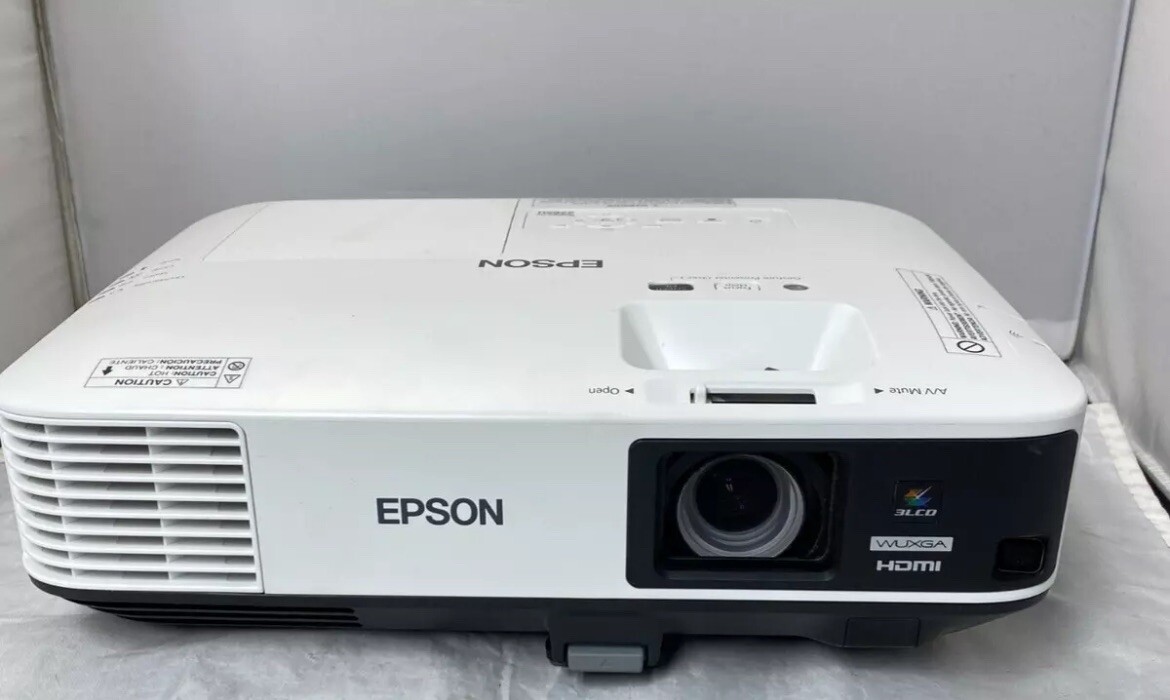 Epson PowerLite 2265U Wireless Full HD WUXGA 3LCD Projector 5500 Lumens ...