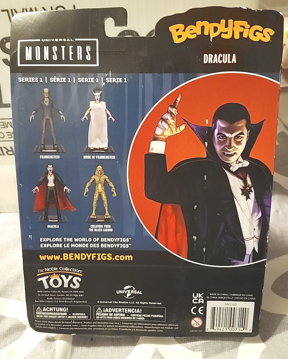Universal Monsters Bendyfigs Bendable Action Figure Dracula The Noble ...