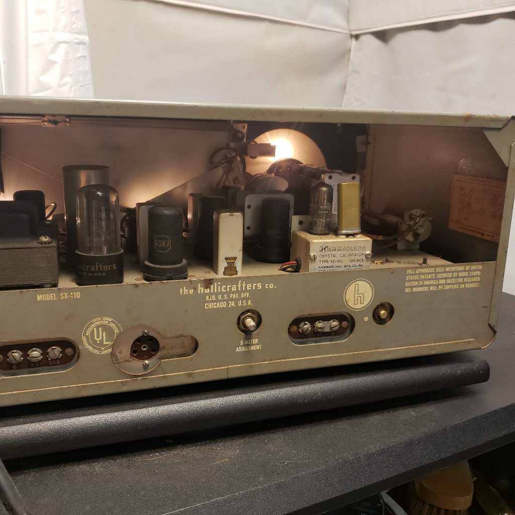 Vintage HalliCrafters SX-110 Short Wave Radio Vacuum Tube Array HAM ...