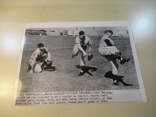 NY GIANTS PITCHERS UNLIMBER TYPE 1 PRESS PHOTO CLINT HARTUNG JANSEN ...