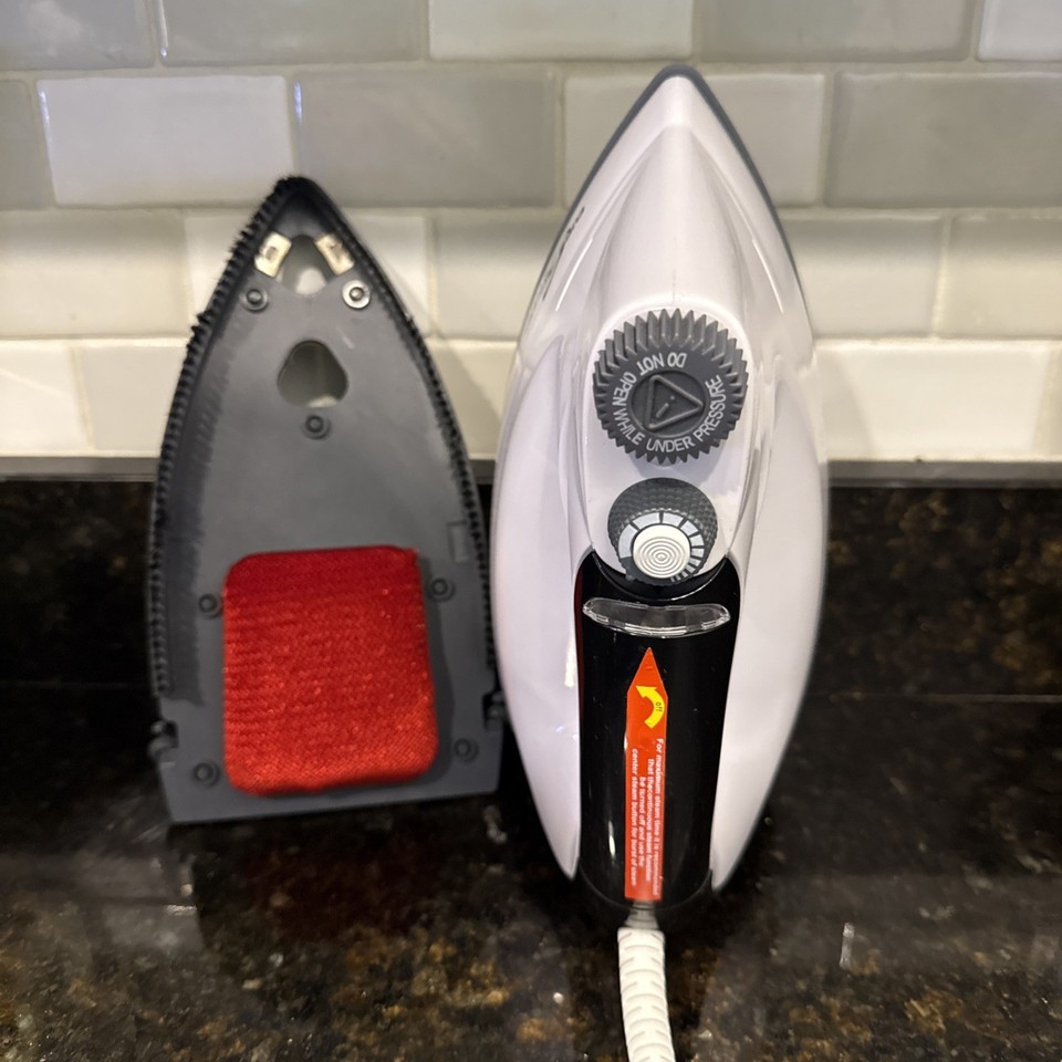 EuroSteam Evolution Iron Model 6399/3 Built In Boiler White/Gray | eBay