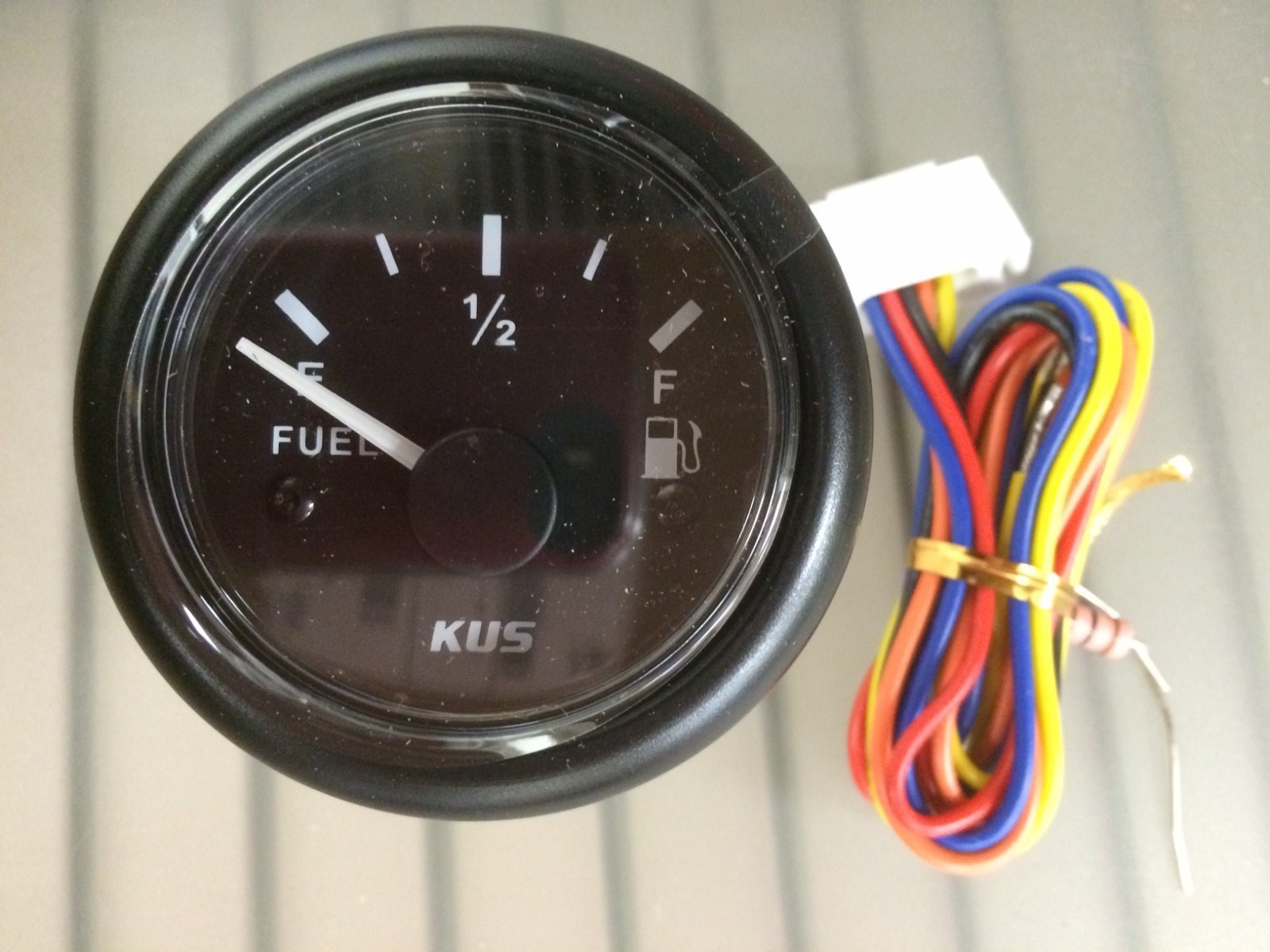 FUEL TANK GAUGE METER KUS WEMA CPFR-BB BLACK ON BLACK GAS DIESEL 240/33 ...
