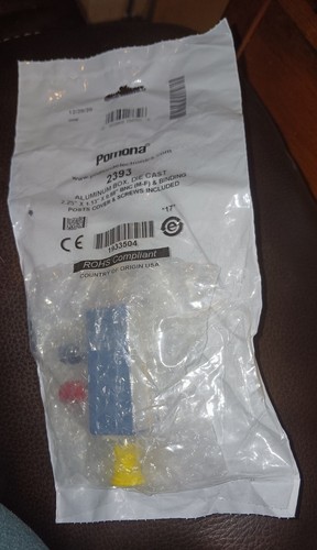 1 ea NEW POMONA 2393 PROJECT BOX BNC F to M with BANANA JACKS **SHIPS ...