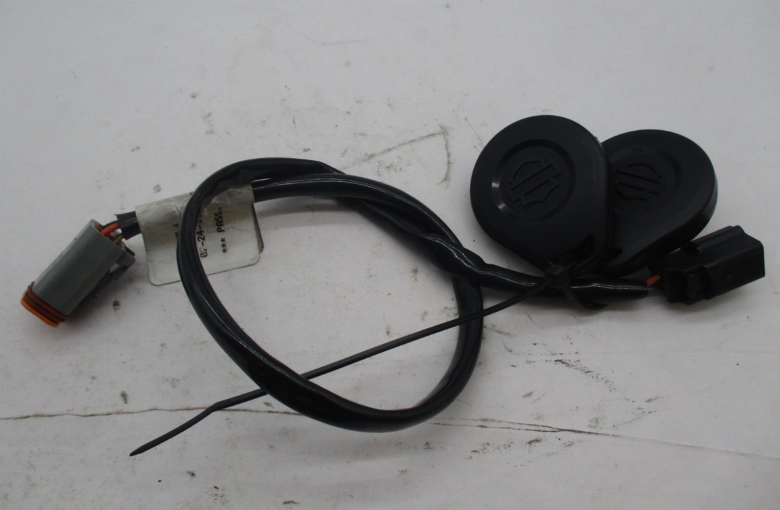 Lot of 2 Harley Key FOBS Remote w Security Wire harness 69995-11 70617 ...