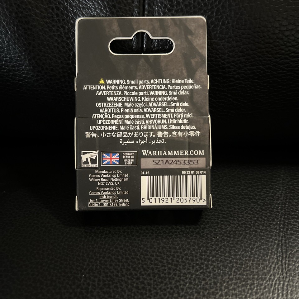 Warhammer 40K: Adeptus Custodes Dice Set NIB | eBay