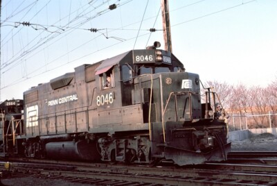 Penn Central (PC) - GP38-2 - #8046 - Original 35mm Slide | eBay