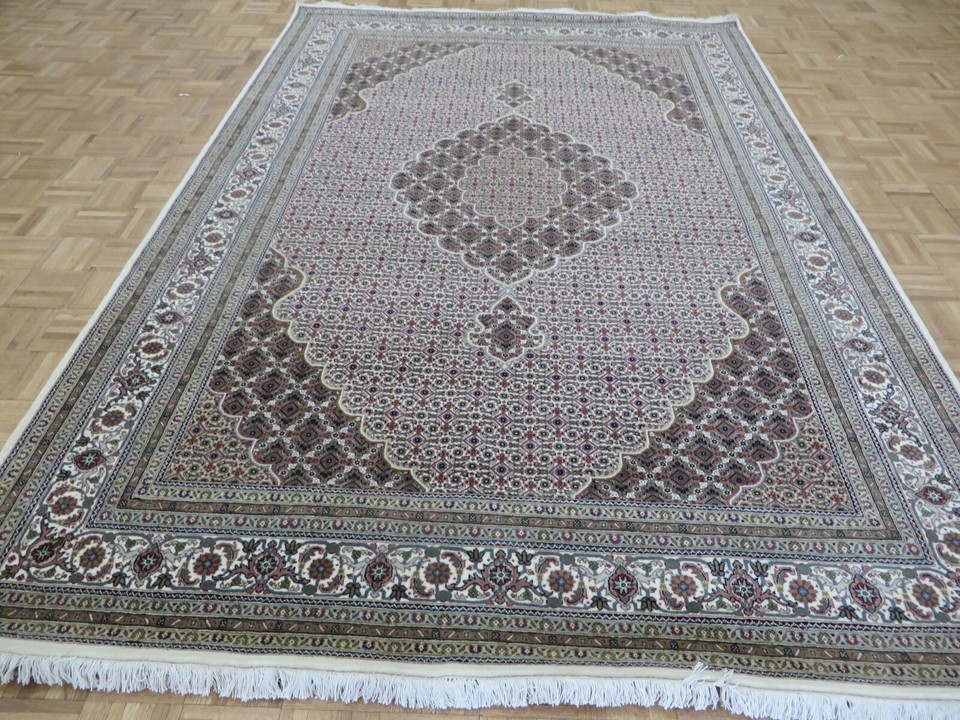 8'4 x 10 Fine Hand Knotted Ivory Mahi Tabrez Oriental Rug Wool & Silk ...