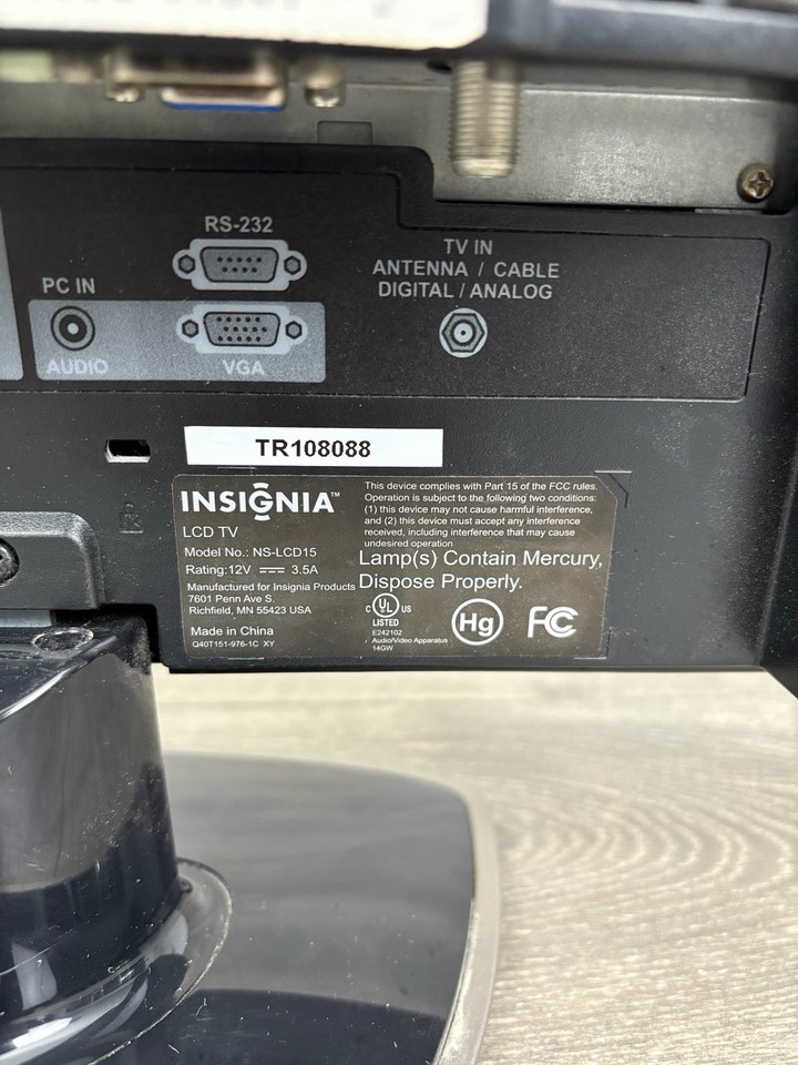 Insignia 15" LCD TV Retro Gaming TV 4x3 CRT Size Screen With LCD ...