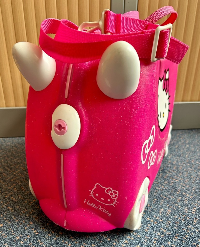 Trunki Hello Kitty Cabin Travel Luggage Pull Along Ride On Suitcase ...