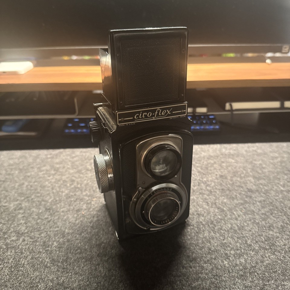 Vintage Graflex Ciro Flex TLR Camera w/ Wollensak 85mm F3.5 Lens ...