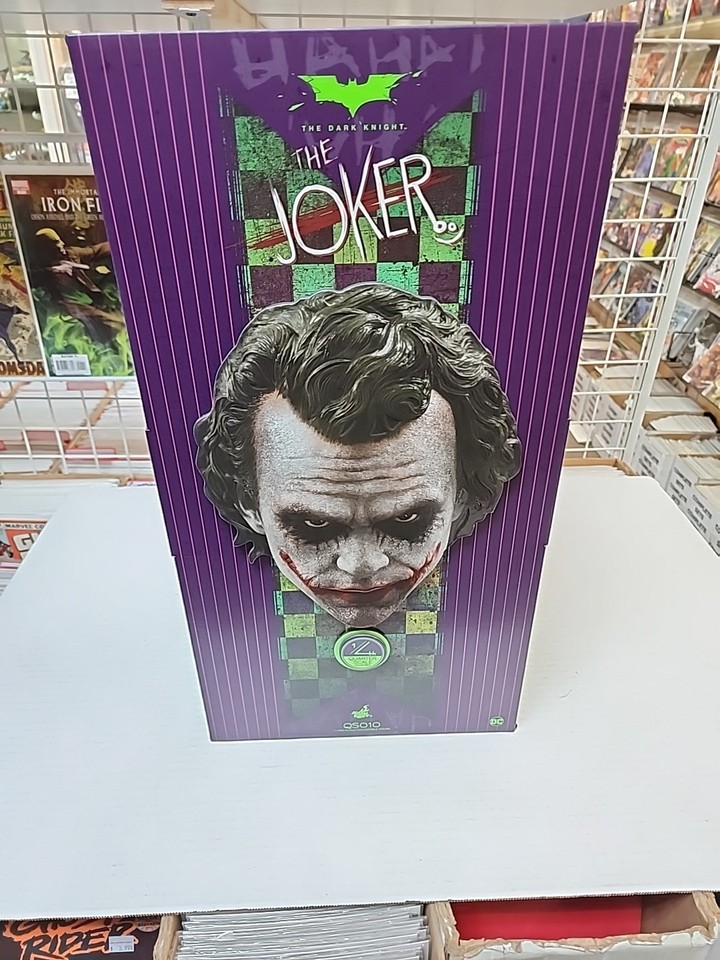 Hot Toys 1:4 Scale Dark Knight Joker Heath Ledger W/ Extra Head Sculpt ...