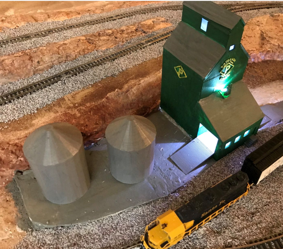 TT Scale 1:120 Grain Silo (Set of 2) Diorama Miniature Model Train ...